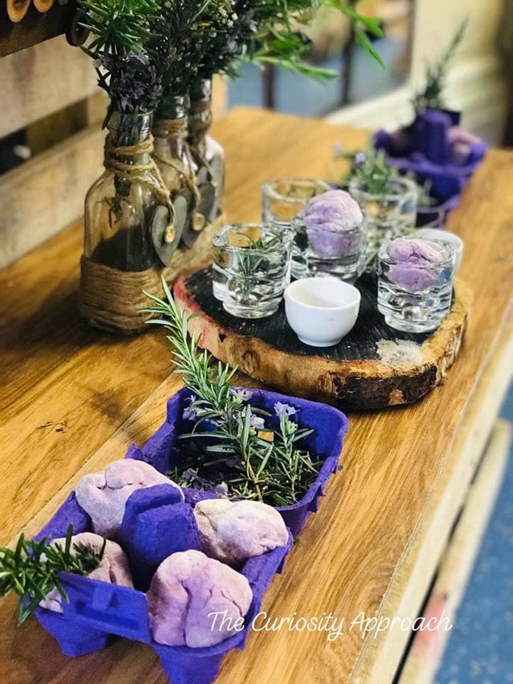 How we offer play dough at a Curiosity Approach® setting. How we offer play dough at a Curiosity Approach® setting.